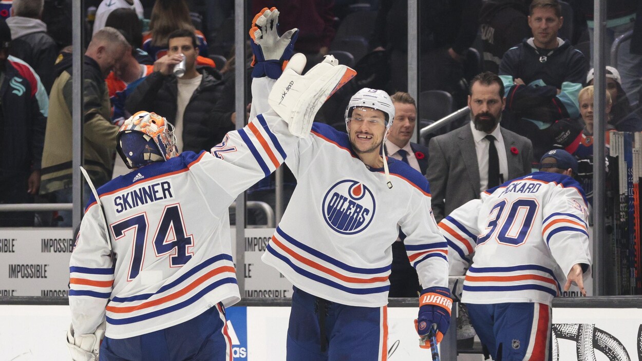Vincent Desharnais a trouvé sa place avec les Oilers | Radio-Canada