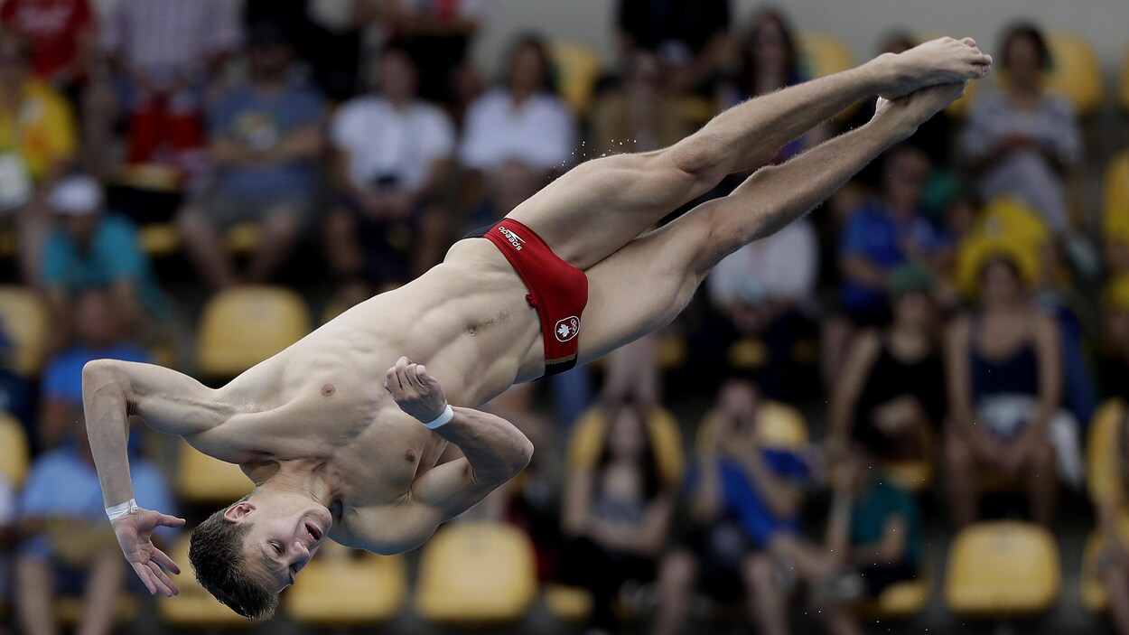 Caeli McKay et Vincent Riendeau, première médaille canadienne à Wuhan ...