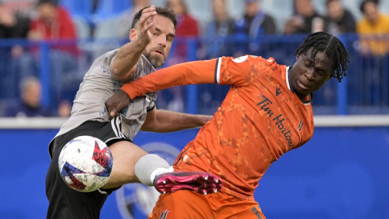Woobens Pacius : de Terrebonne au Mondial de soccer avec Haïti | Radio ...