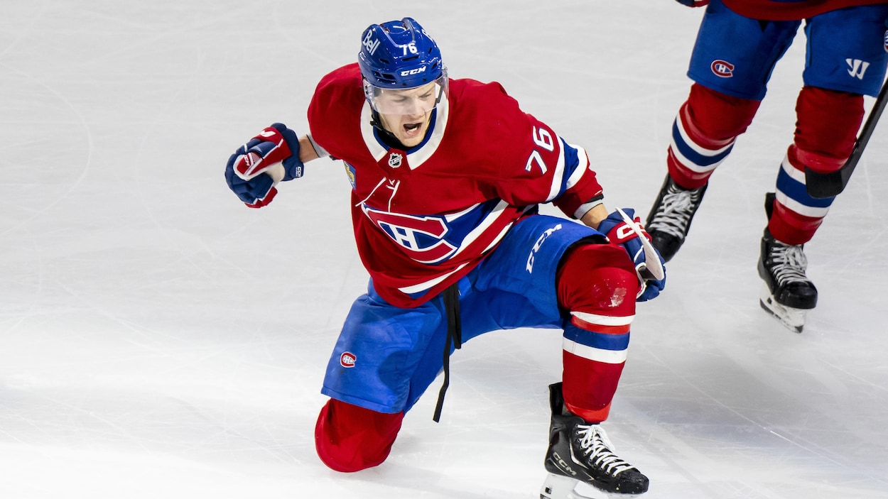 Un doublé de Zachary Bolduc mène le Canadien à la victoire | Radio-Canada
