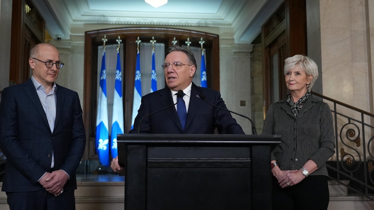 Que s’est-il passé dans la tête de François Legault? | Radio-Canada
