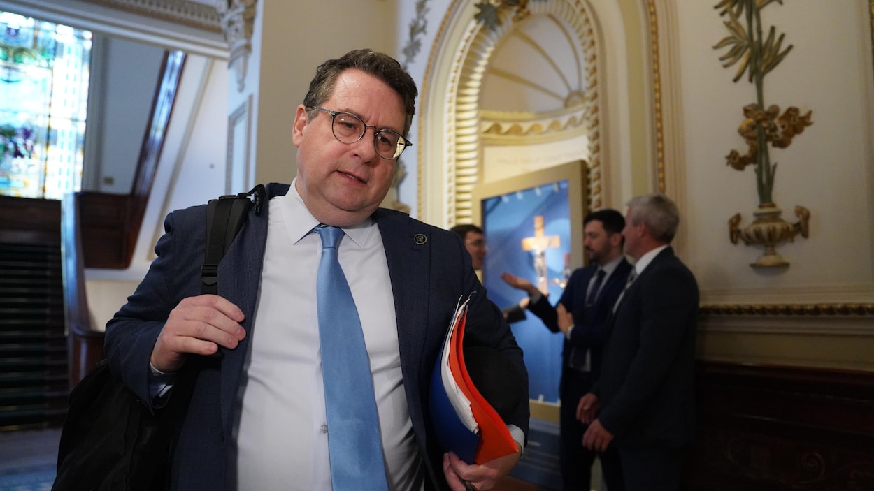 Une plainte au Protecteur du citoyen pour les restrictions budgétaires ...