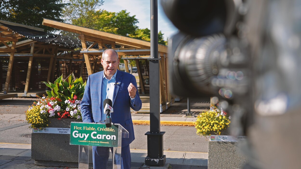 Guy Caron se donne un 9/10 à la tête de Rimouski | Radio-Canada