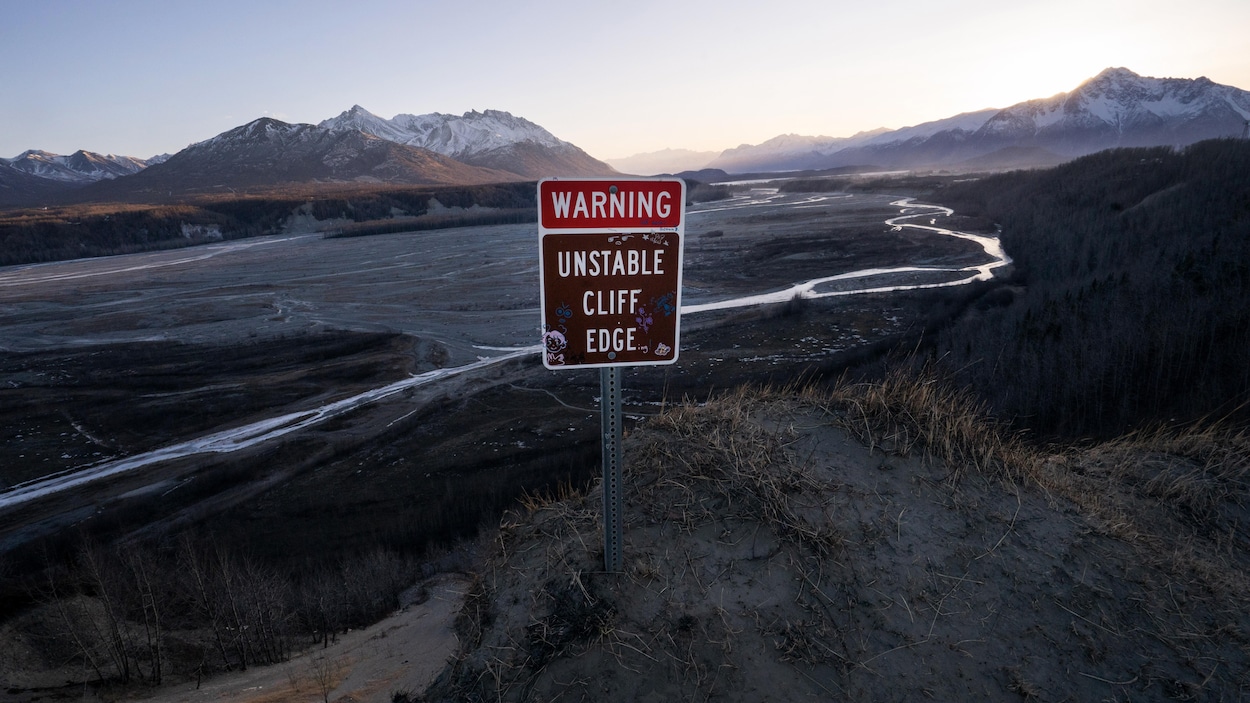 Anchorage, Alaska, USA : Quand les bélugas sonnent l’alarme | Radio ...