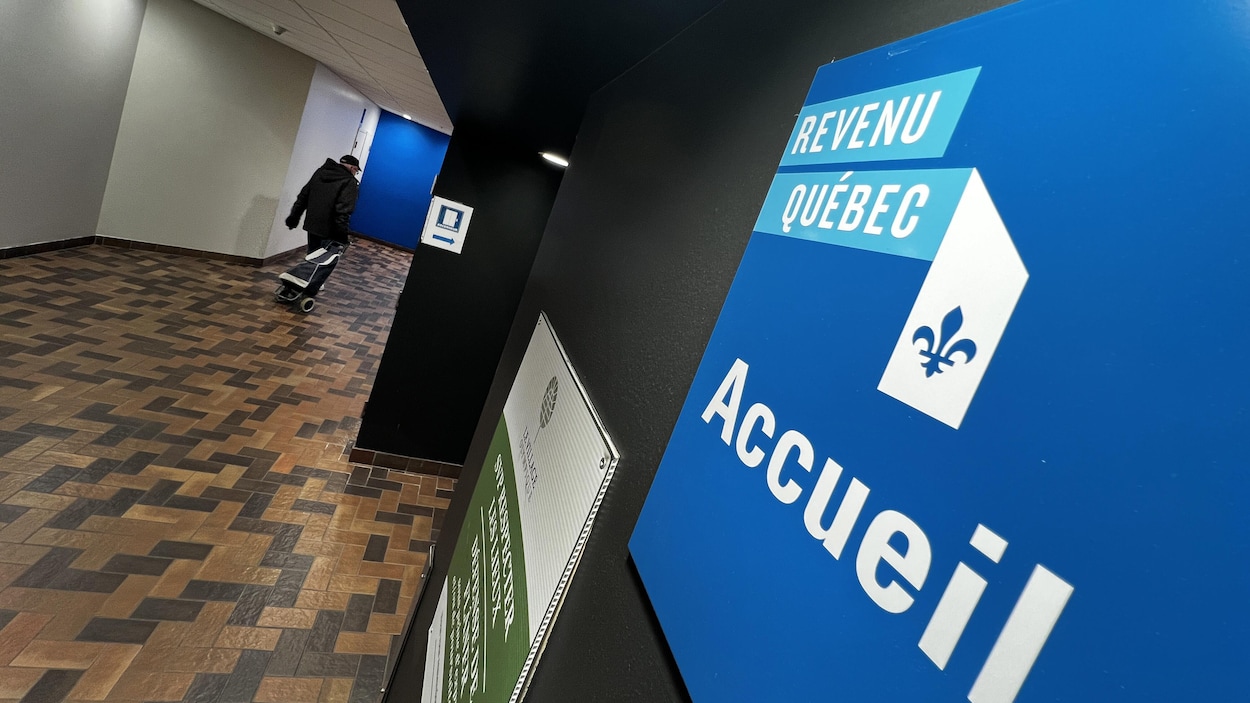 Les 6000 professionnels de Revenu Québec ont entériné leur entente de ...