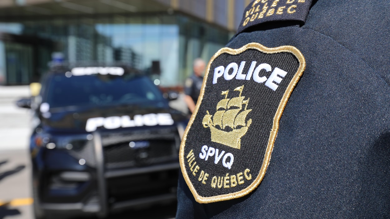 Hausse de 32,05 % sur 5 ans demandée par les policiers du SPVQ | Radio ...