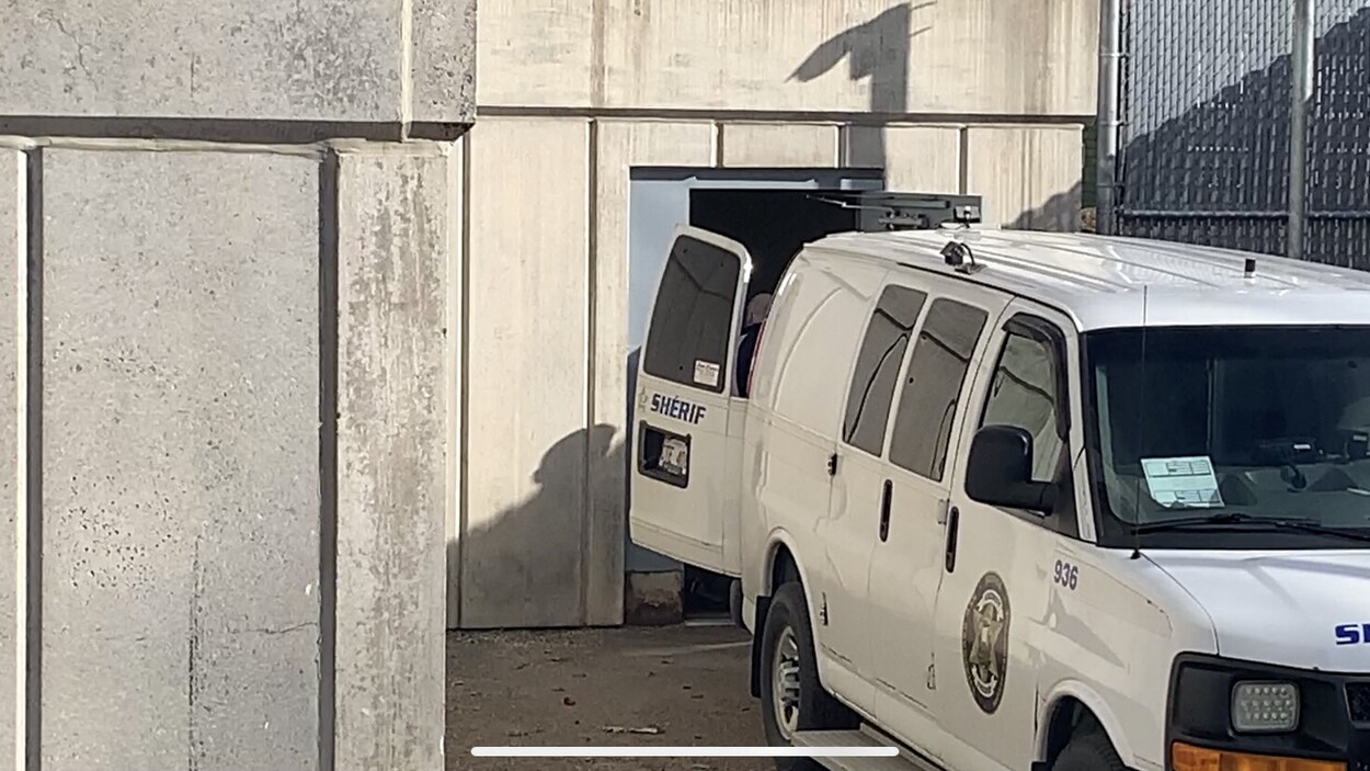 Le chef de la police BNPP témoigne lors du procès de Steven Laurette ...