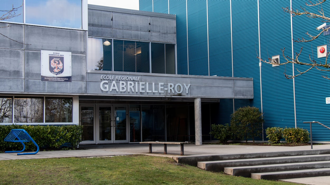 L’École Gabrielle-Roy fête ses 25 ans à Surrey | Radio-Canada