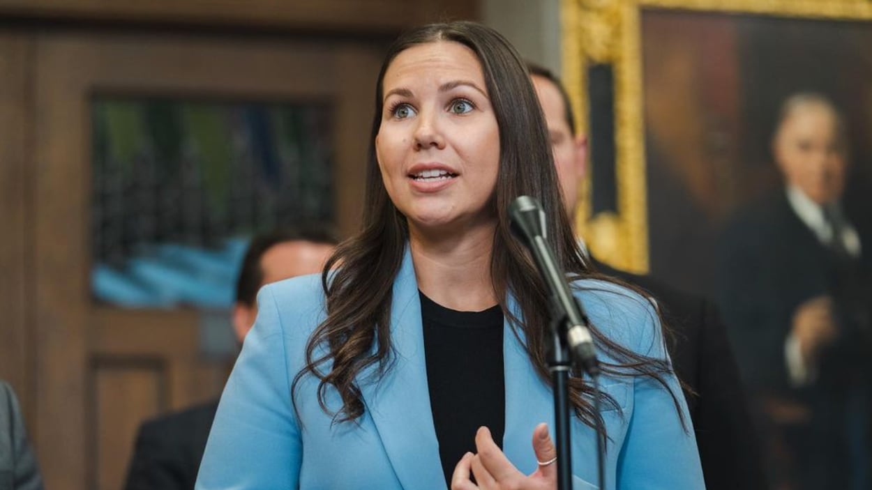Abolition d’une circonscription fédérale : Kristina Michaud appelle ...