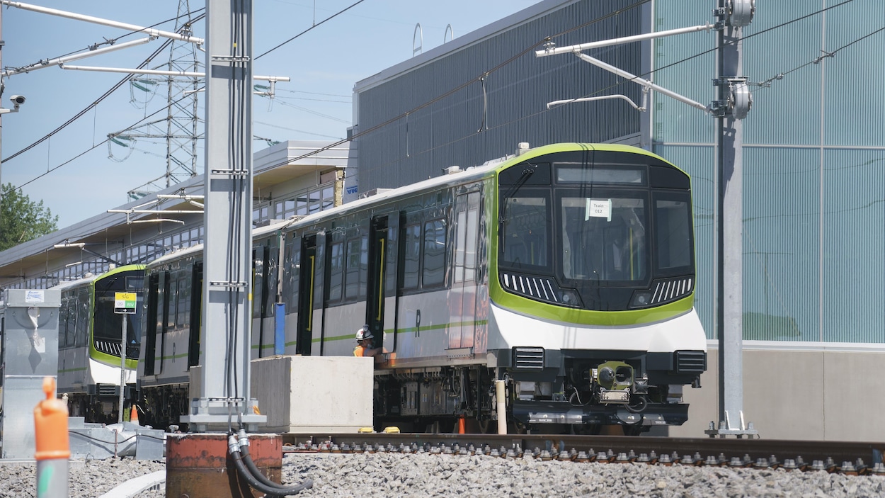 L’antenne Deux-Montagnes du REM devient une réalité | Radio-Canada