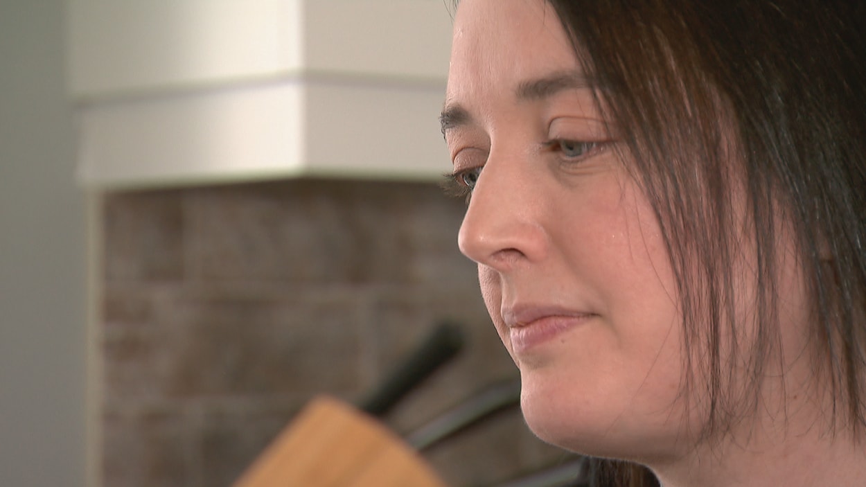 Maude Michaud, l’autrice de Québec, publie un roman féministe | Radio ...