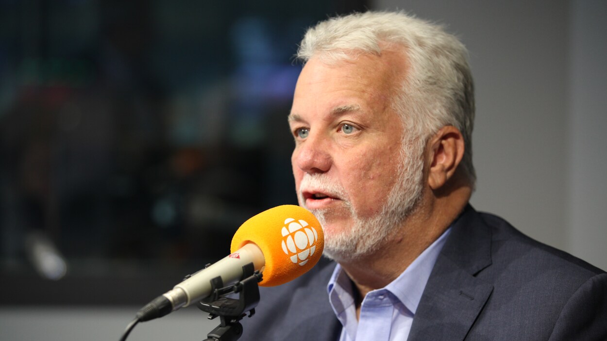 3e lien : pas de guerre à l'automobile, promet Couillard | Élections ...