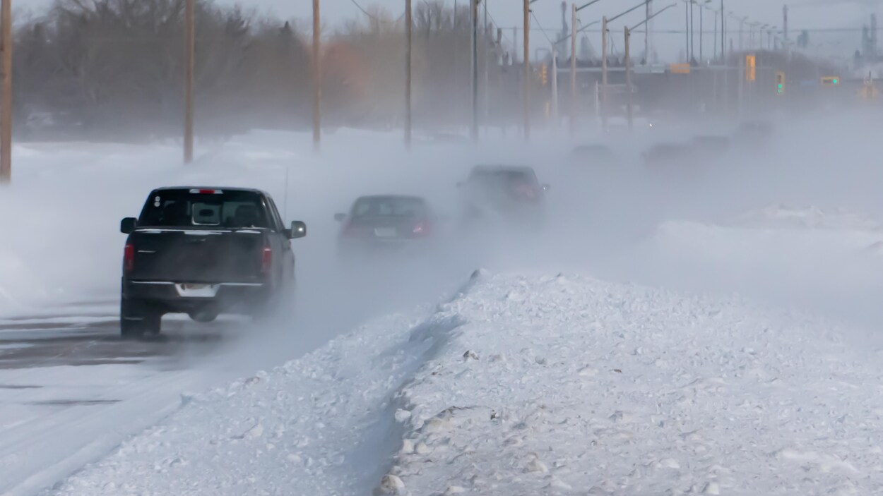Le Manitoba et la Saskatchewan se préparent pour une tempête suivie d ...