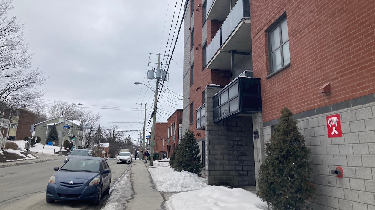 L’OMH de Sherbrooke veut toujours sécuriser le 33, rue Bowen | Radio-Canada