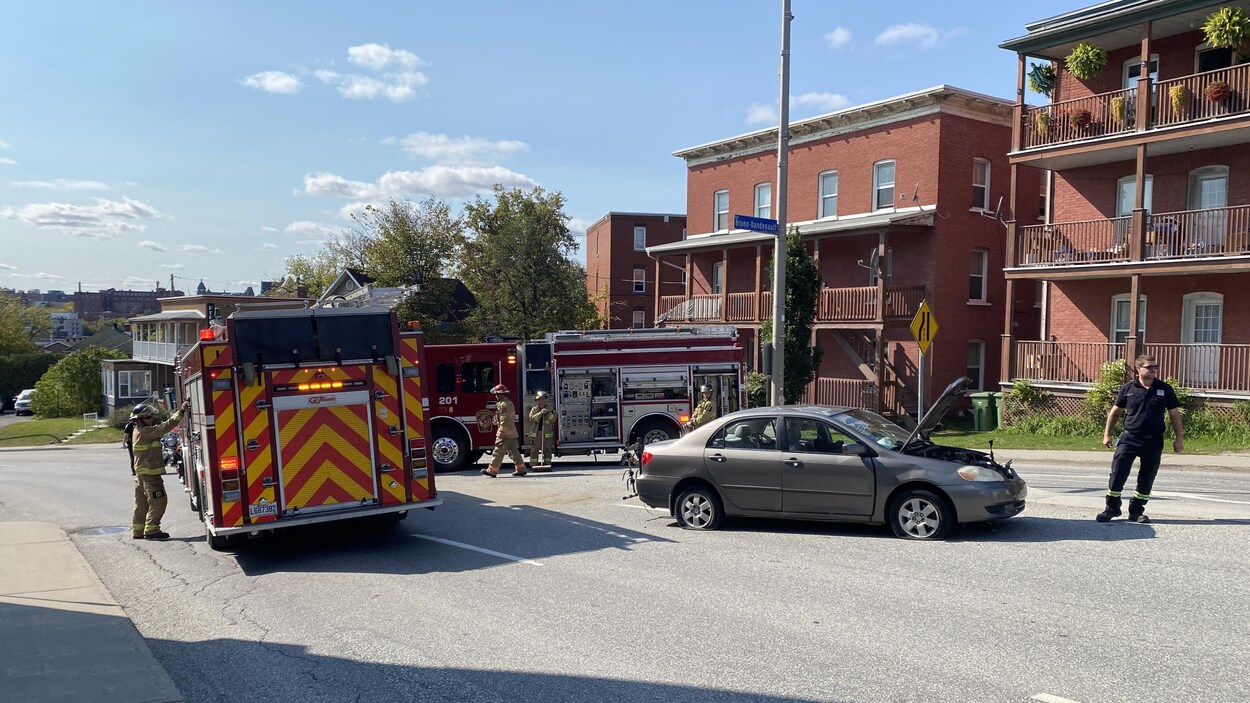 Un accrochage cause la fermeture temporaire d’un tronçon de la rue King ...