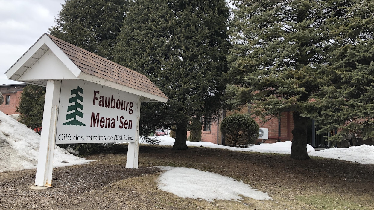 Le Faubourg Mena’Sen, un an après la vente | Radio-Canada