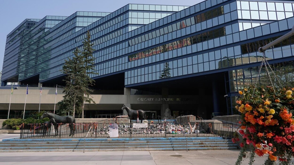 Un autre renouvellement important de conseillers en vue à la Ville de ...