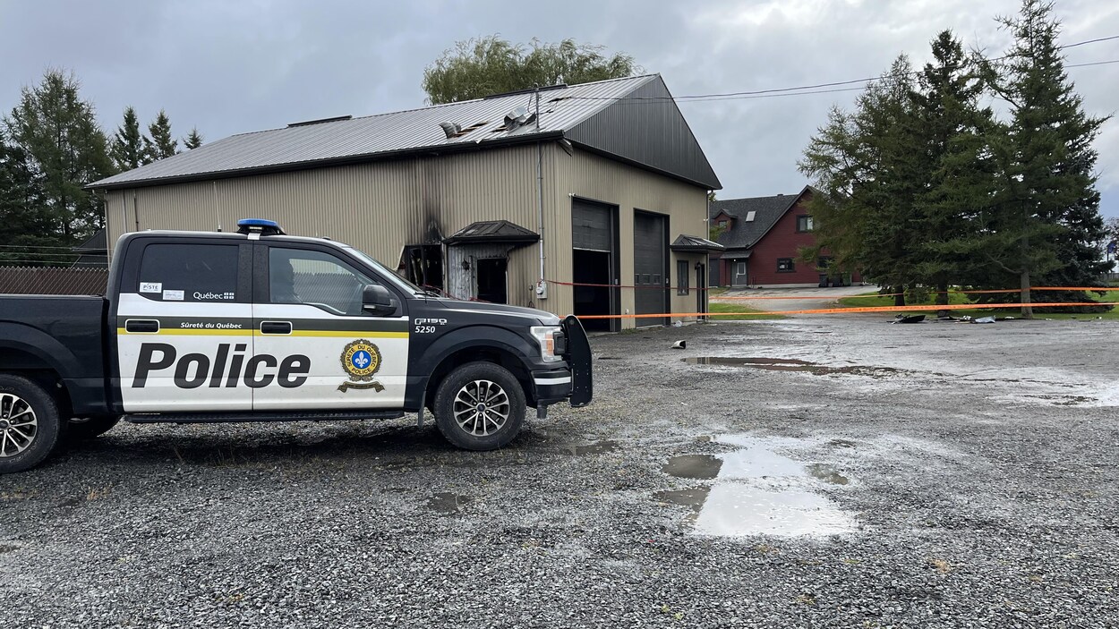La SQ enquête sur un incendie suspect survenu dans un garage de ...