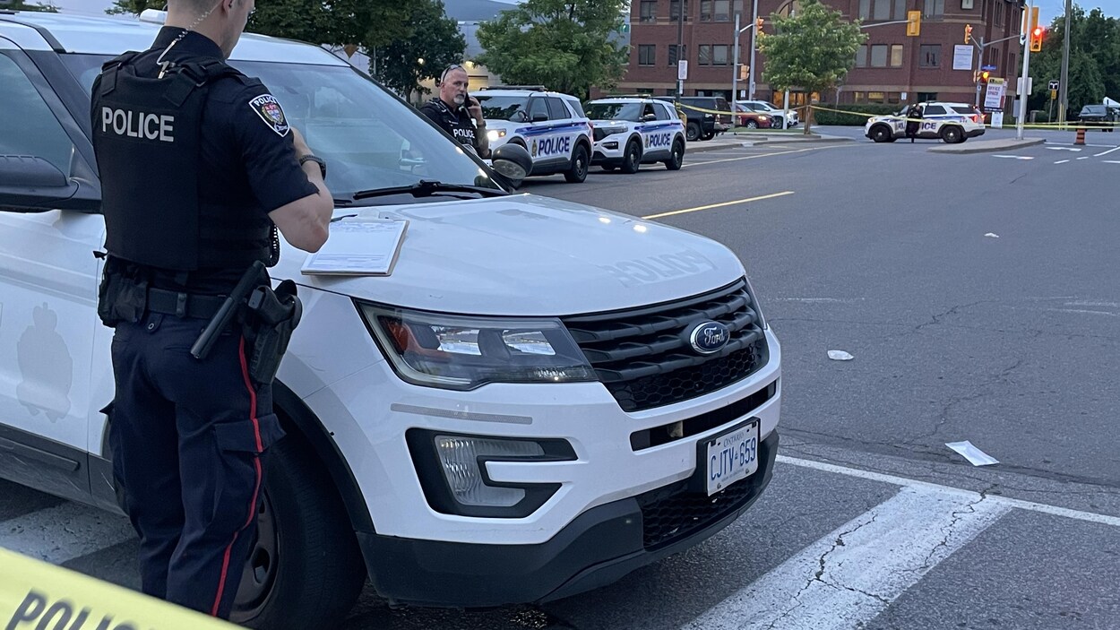 Homicide sur l’avenue Carling à Ottawa : la police recherche deux ...