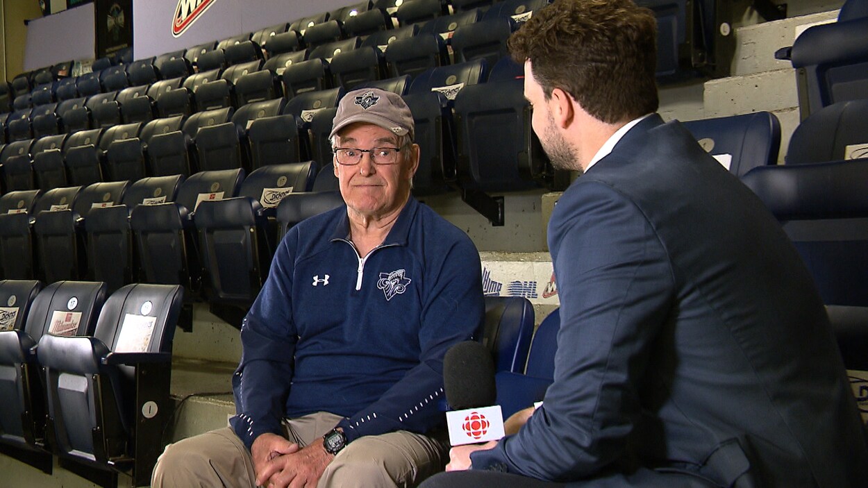 Le même siège au Colisée de Rimouski depuis 30 ans | Radio-Canada