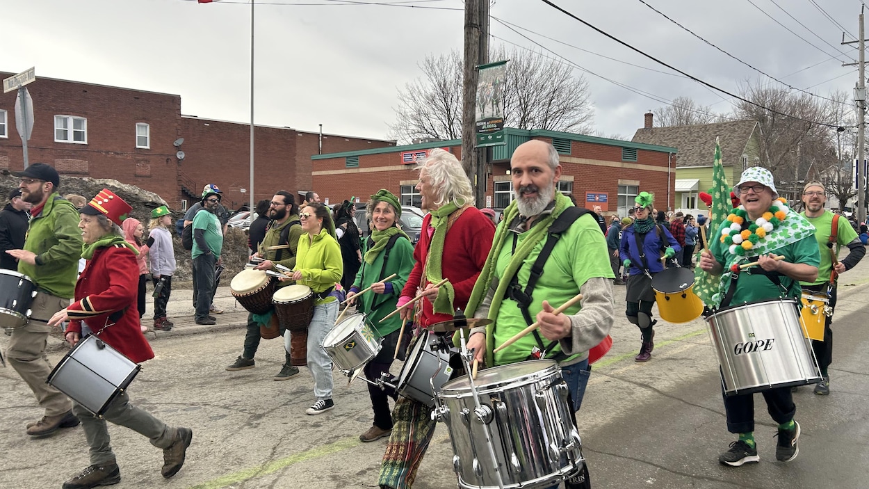 Une marée verte à Richmond pour le traditionnel défilé de la Saint ...