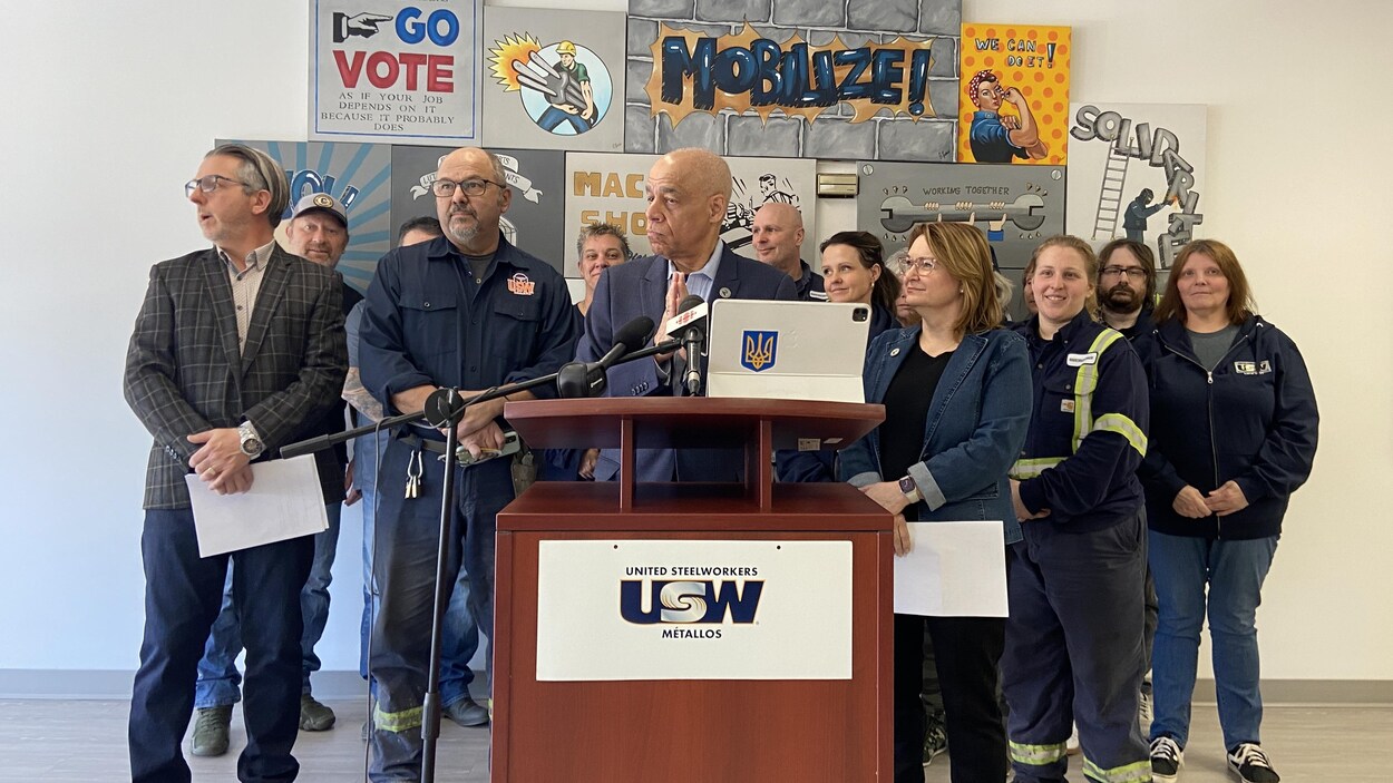 Des syndicats réclament de l’aide pour les travailleurs de l’usine ...