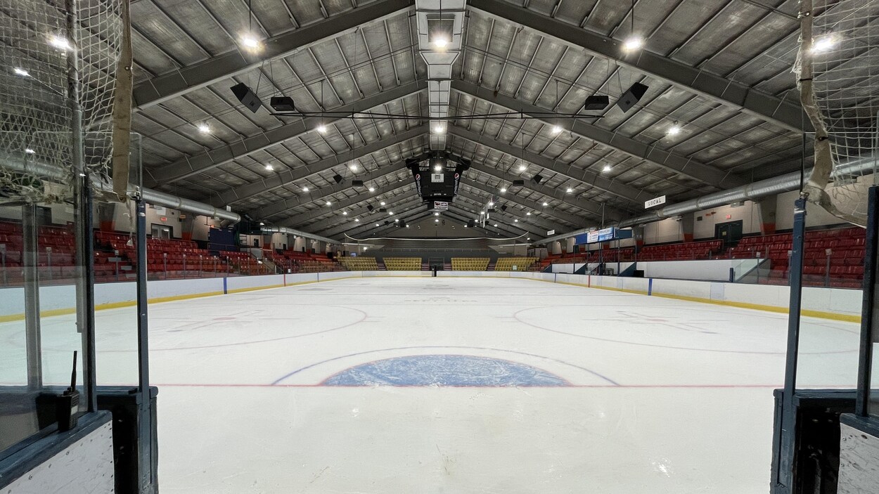 Sept-Îles ferme la porte à la réfection de l’aréna Conrad-Parent ...