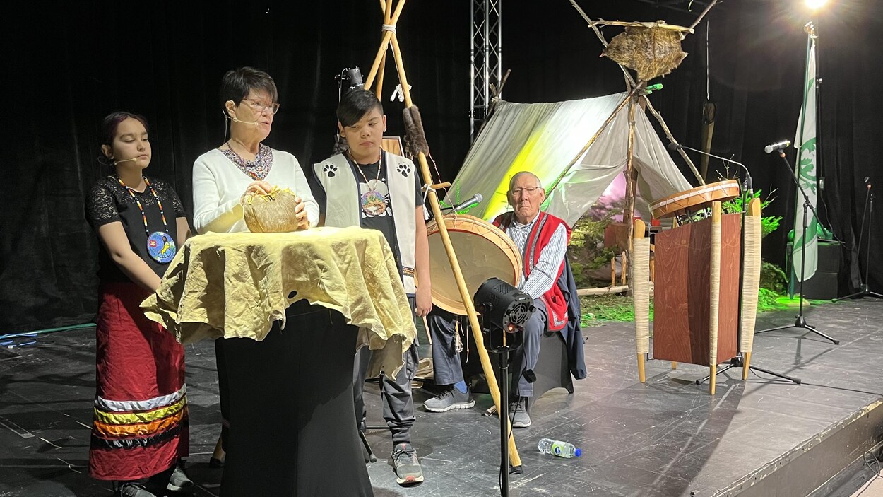 Ouverture du colloque Pakatakan à Maliotenam | Info | Radio-Canada