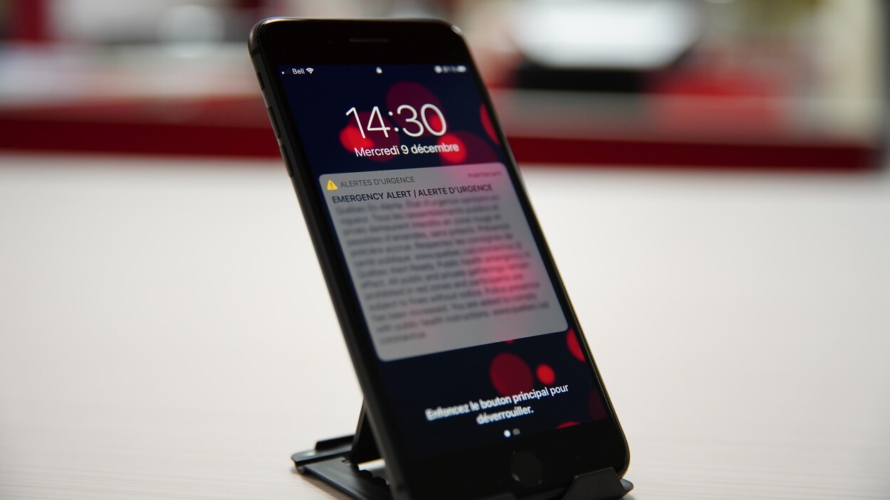 1,3 M$ pour le système d’alerte robe rouge | Radio-Canada