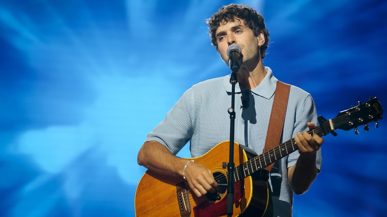 Le doux retour aux sources d’Alex Nevsky | Radio-Canada