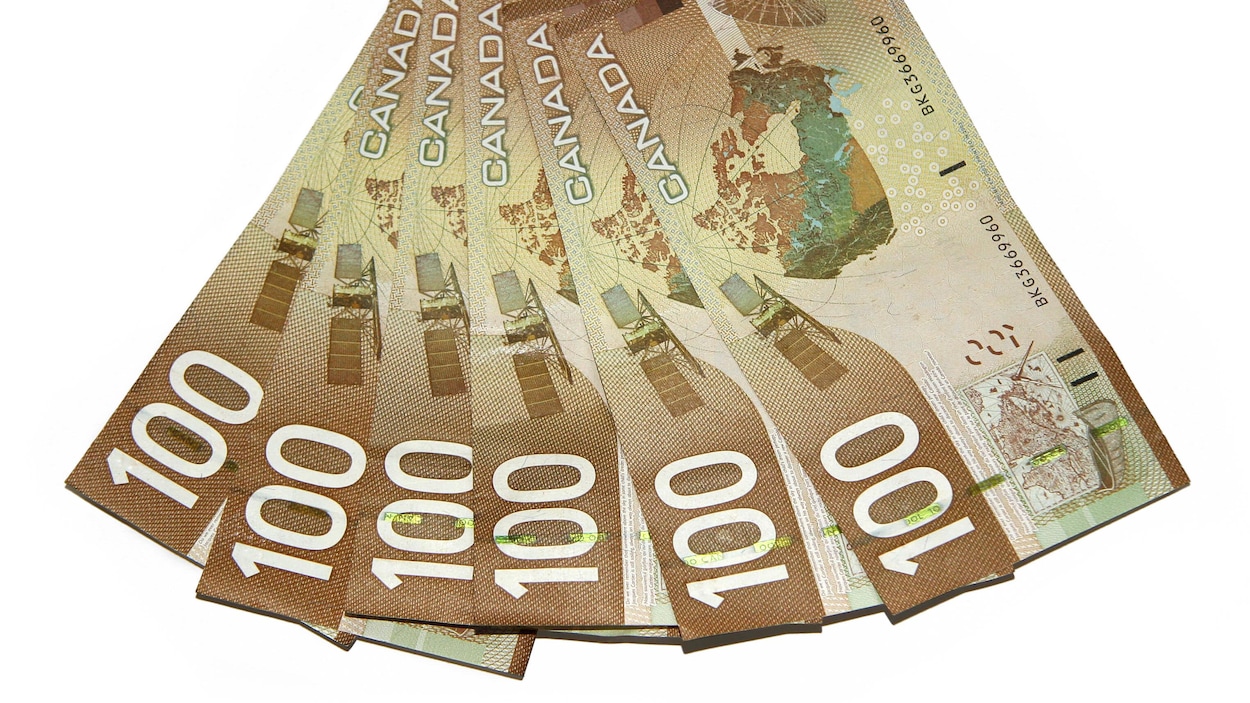 Attention à une fraude en ligne avec de faux billets de 100 $ | Radio ...