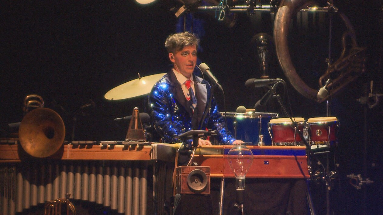 Un musicien trifluvien au coeur du spectacle Guy! Guy! Guy! | Le ...