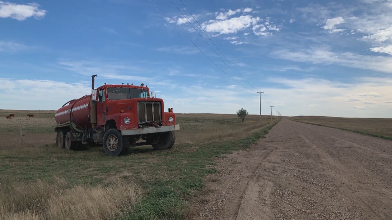 Visite dans le comté albertains le moins vacciné | Le téléjournal Alberta