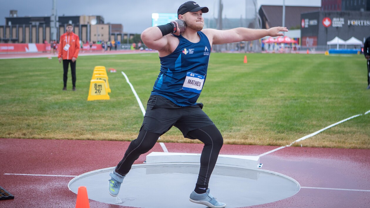 Après une amputation du pied, la fulgurante ascension du lanceur Mathieu Dorais | Le téléjournal ...