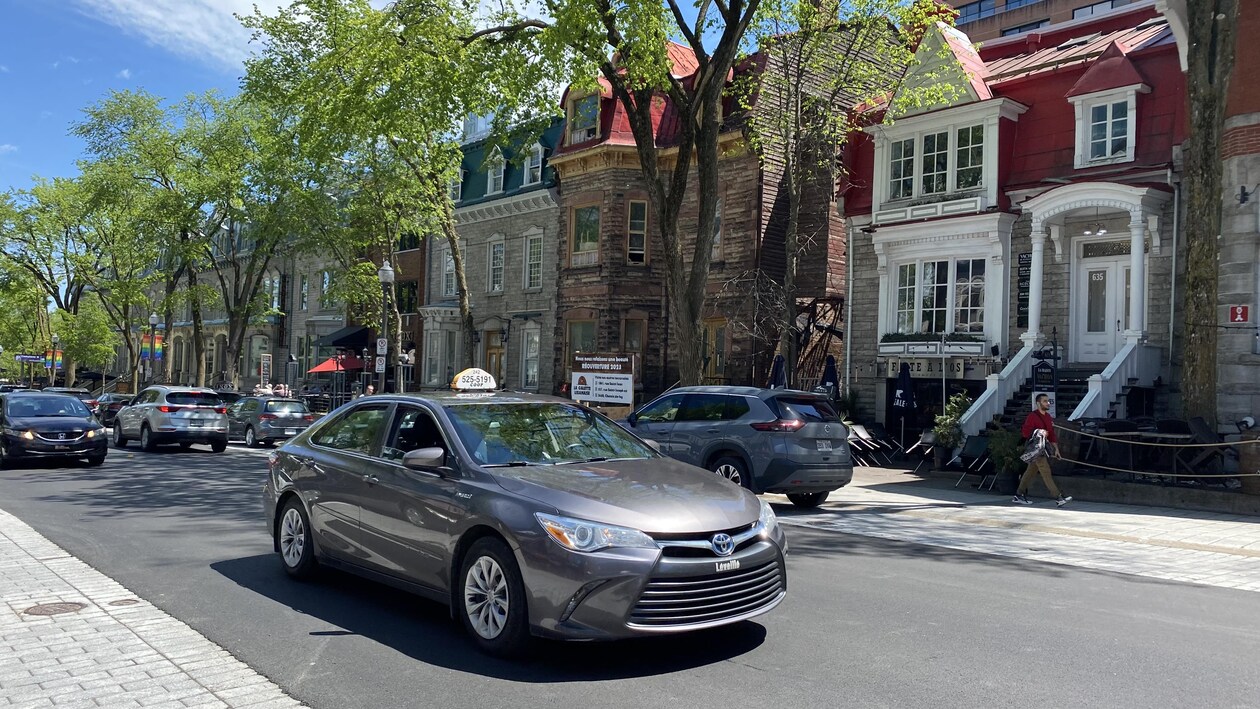 Les taxis se font rares à Québec | Le téléjournal Québec