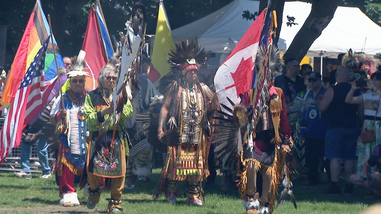 Deux jours de festival autochtone sur l'île Tortue de Toronto | Le ...