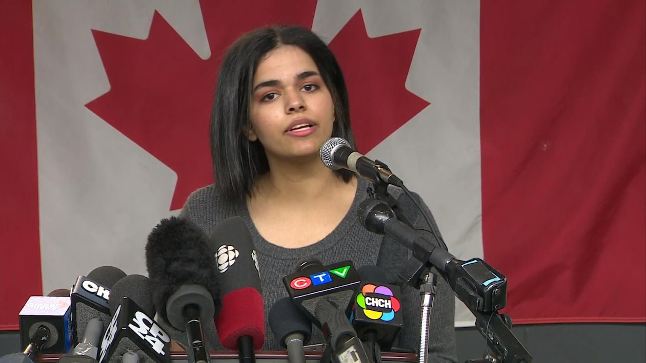Rahaf Mohammed raconte son histoire | Le téléjournal midi Montréal