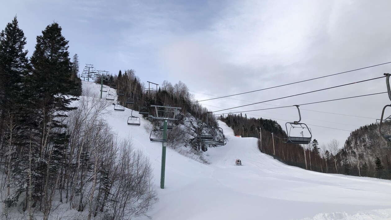 La station de ski Gallix repousse encore son ouverture | Le téléjournal ...