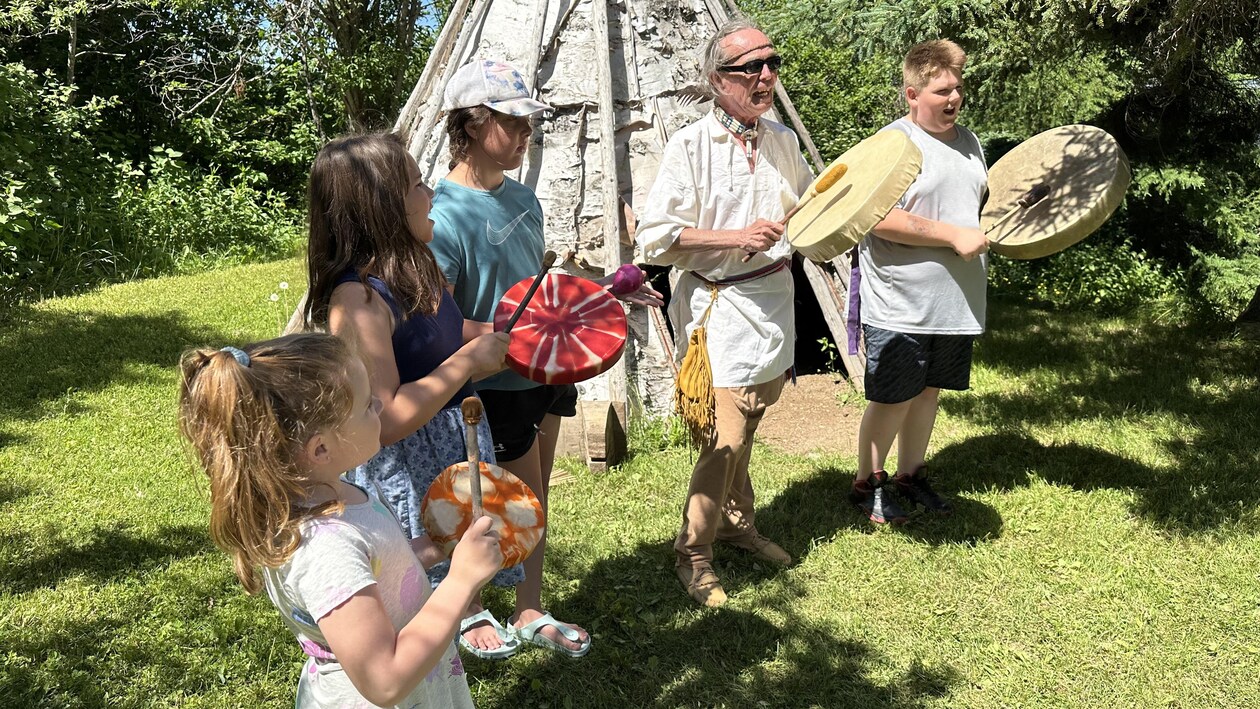 Les trois nations micmacs de la Gaspésie fêtent la Journée nationale ...