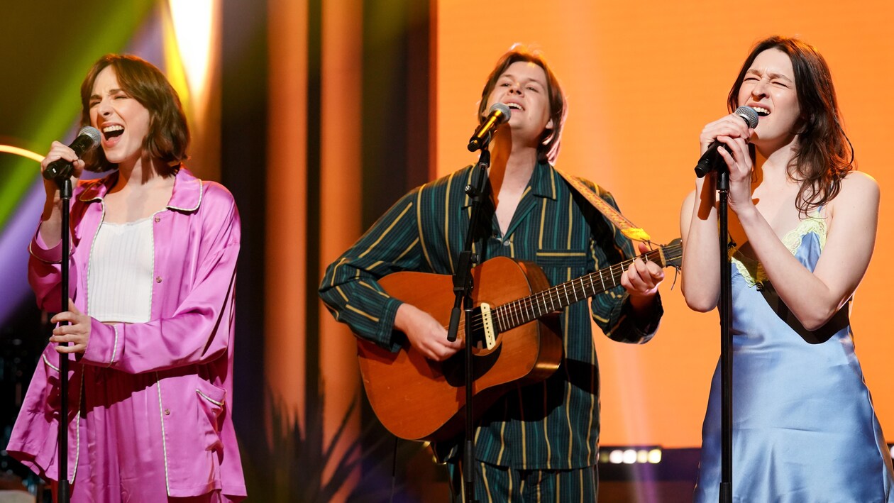 Prestation du trio Le Roy, la Rose et le Lou[p] | Bonsoir bonsoir!