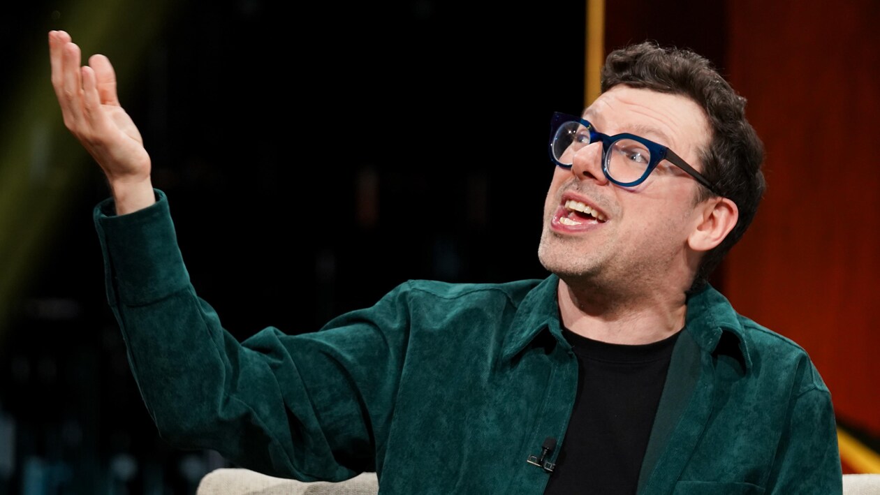 La nouvelle série de Simon Boulerice, M’infiltrer dans ta vie | Bonsoir ...