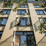 Ontario landlords hand over control of real estate empire after ...