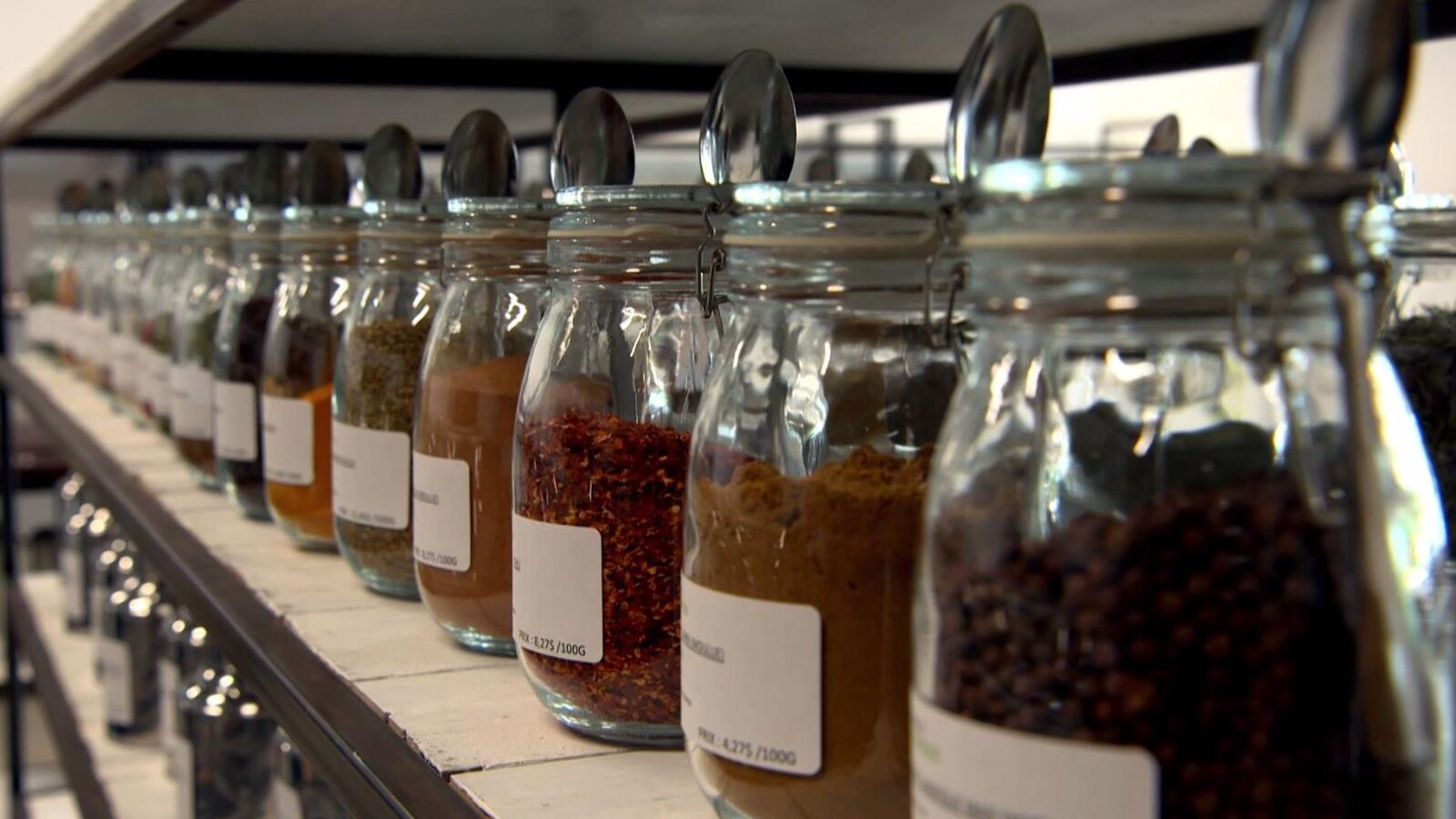 Acheter en vrac pour réduire le suremballage | ICI Radio-Canada.ca