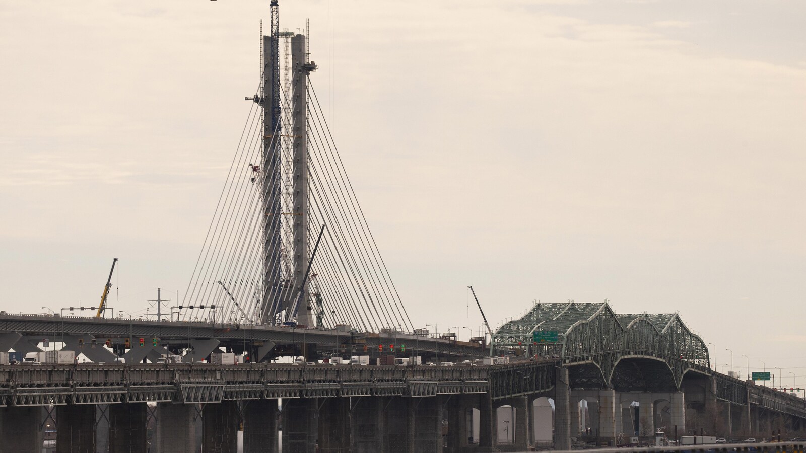 Le pont Champlain fermé à la circulation en direction de Montréal dès ...