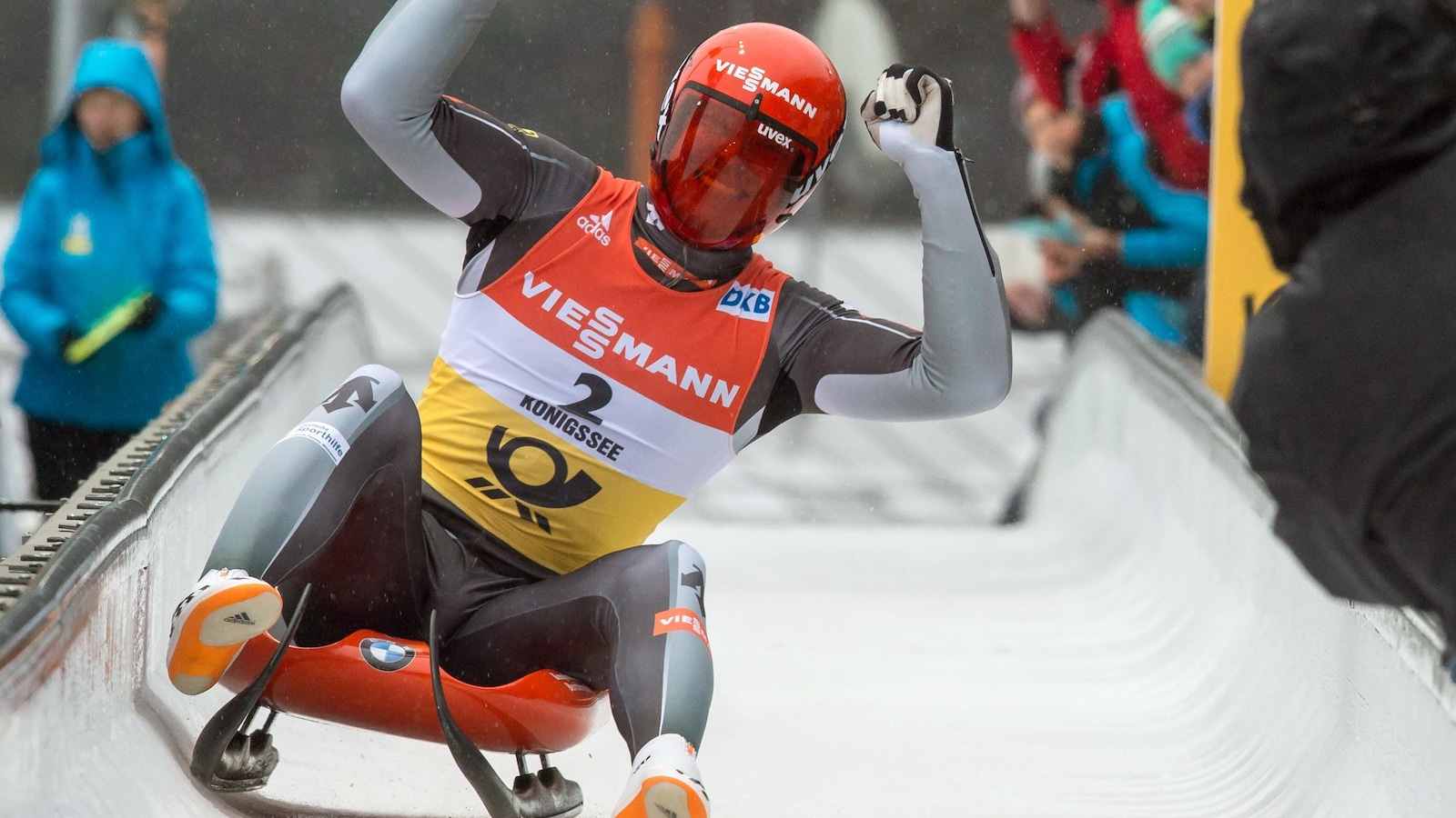 Felix Loch renoue avec la victoire à domicile | ICI Radio-Canada.ca