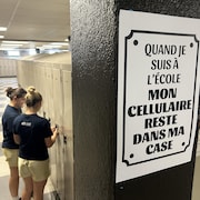 Quatre mois après l’interdiction du cellulaire à l’école, l’impact ...