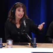 Marie-Philip Poulin nommée joueuse de l’année par l’IIHF | Radio-Canada