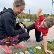 Un jeune de Baie-Comeau bat un record pour rassembler les gens | Radio ...