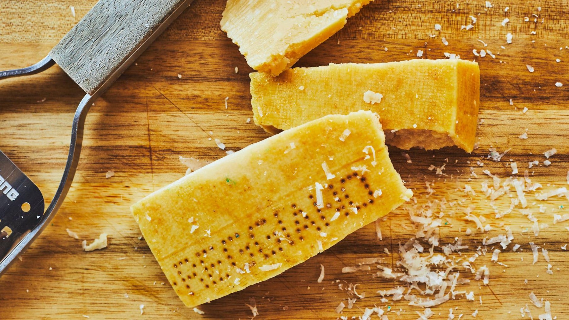 Longue vie à la croûte de parmesan! | Mordu