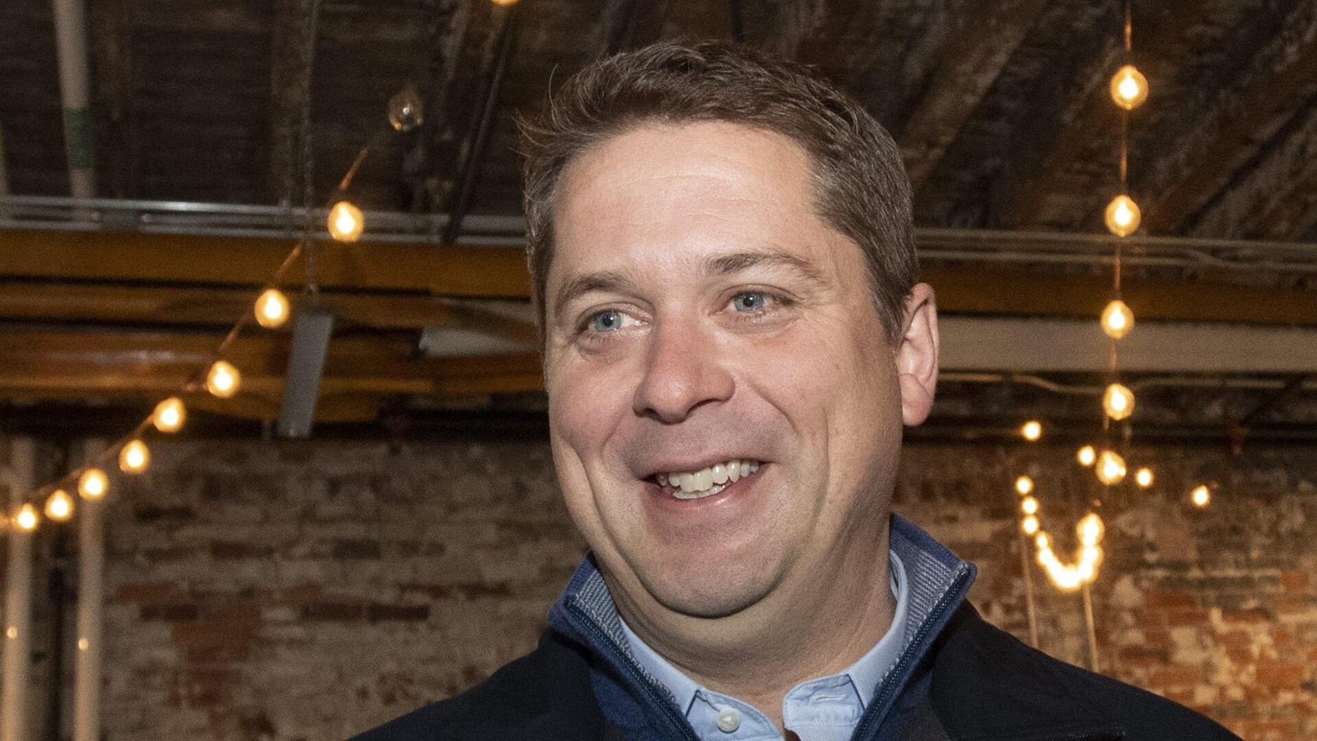 Le péril rouge-orange évoqué par Andrew Scheer | Info | ICI Radio-Canada.ca